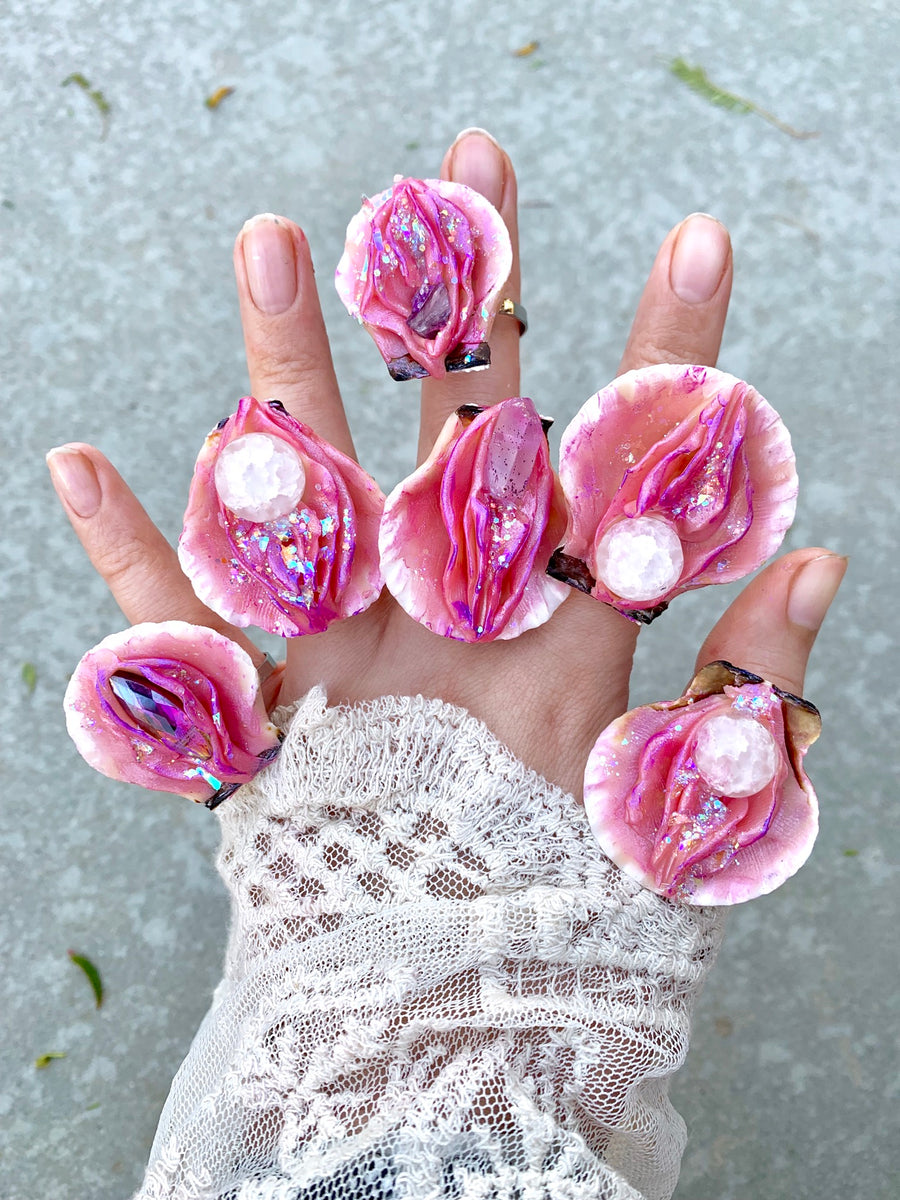 Clam Ring – ShadowlightHaven